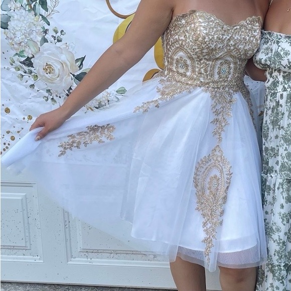 TLC | Dresses | Tlc Strapless White And Gold Dress | Poshmark
